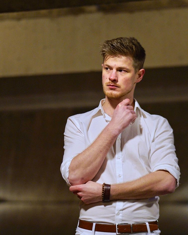 Modelsuche | FIRST MODEL